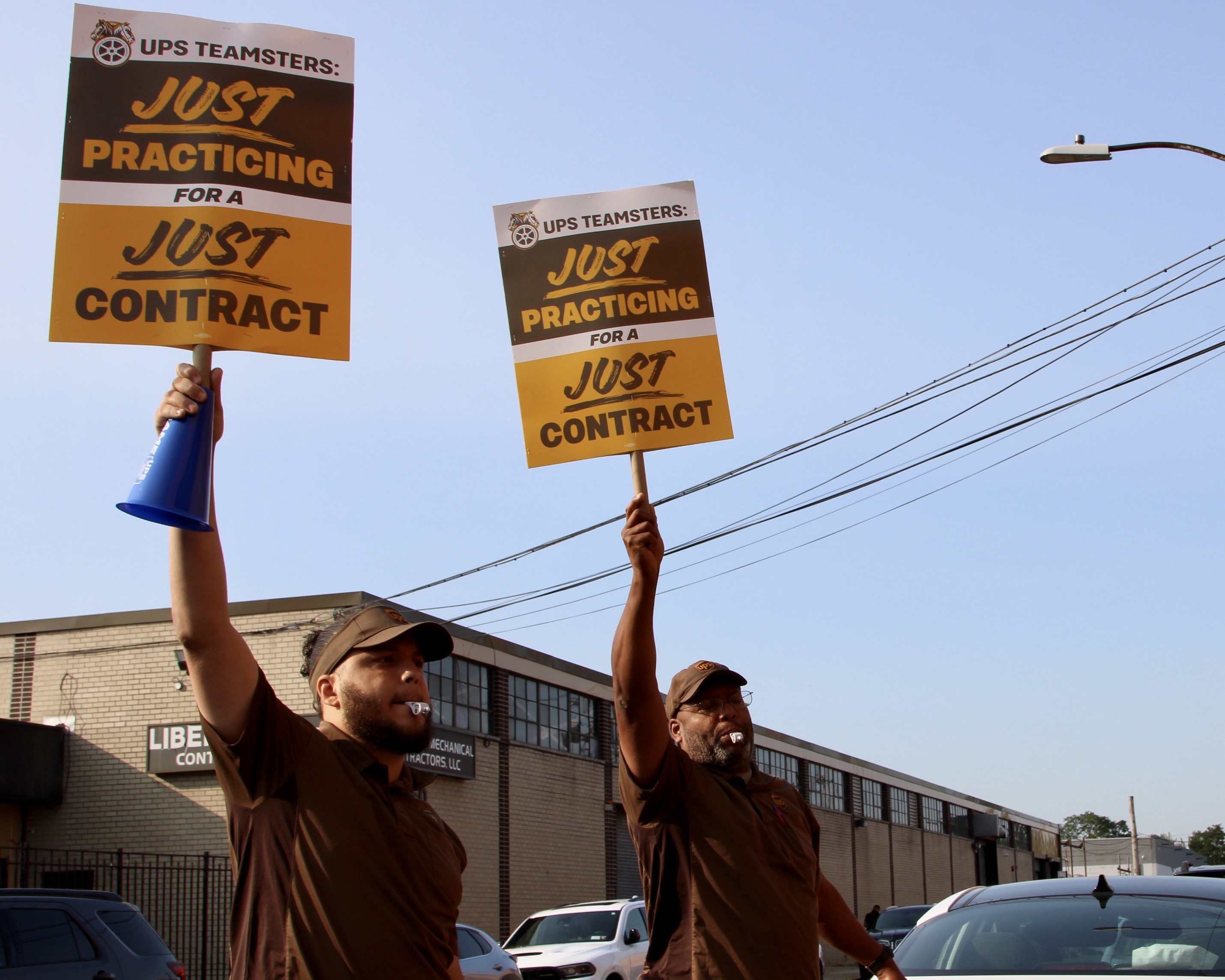 UPS Bows to Teamster Pressure, Negotiations to Resume Next Week | New York City Central Labor ...